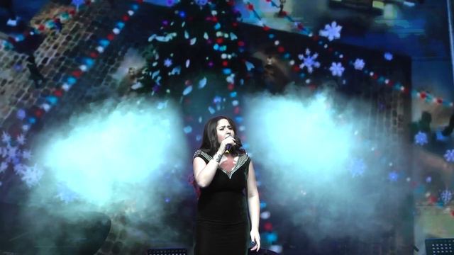 Новогодний аромат . Поёт Варда Саакян. Авторская песня _Александр Горбач