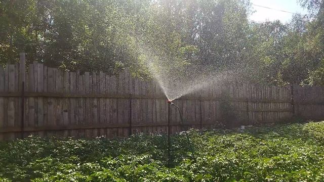 Тестируем насадку дождеватель фирмы Жук улиточного типа.