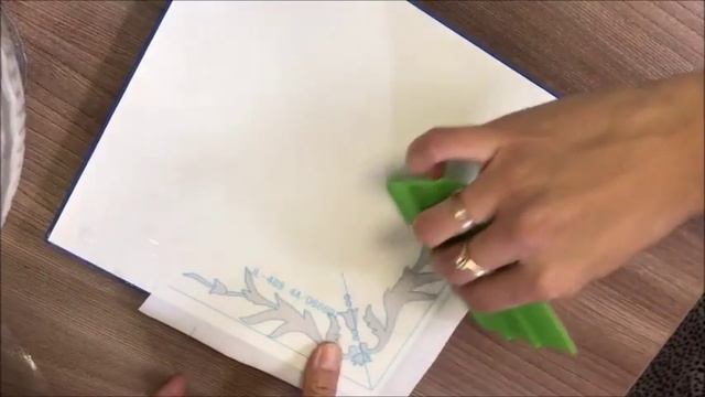 Как использовать переводной декор для мебели