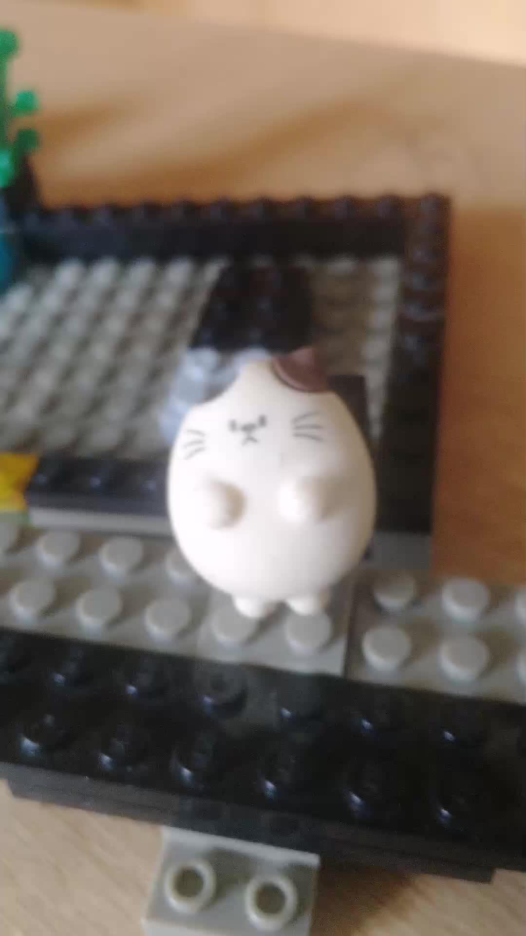Я игрушка до сих пор