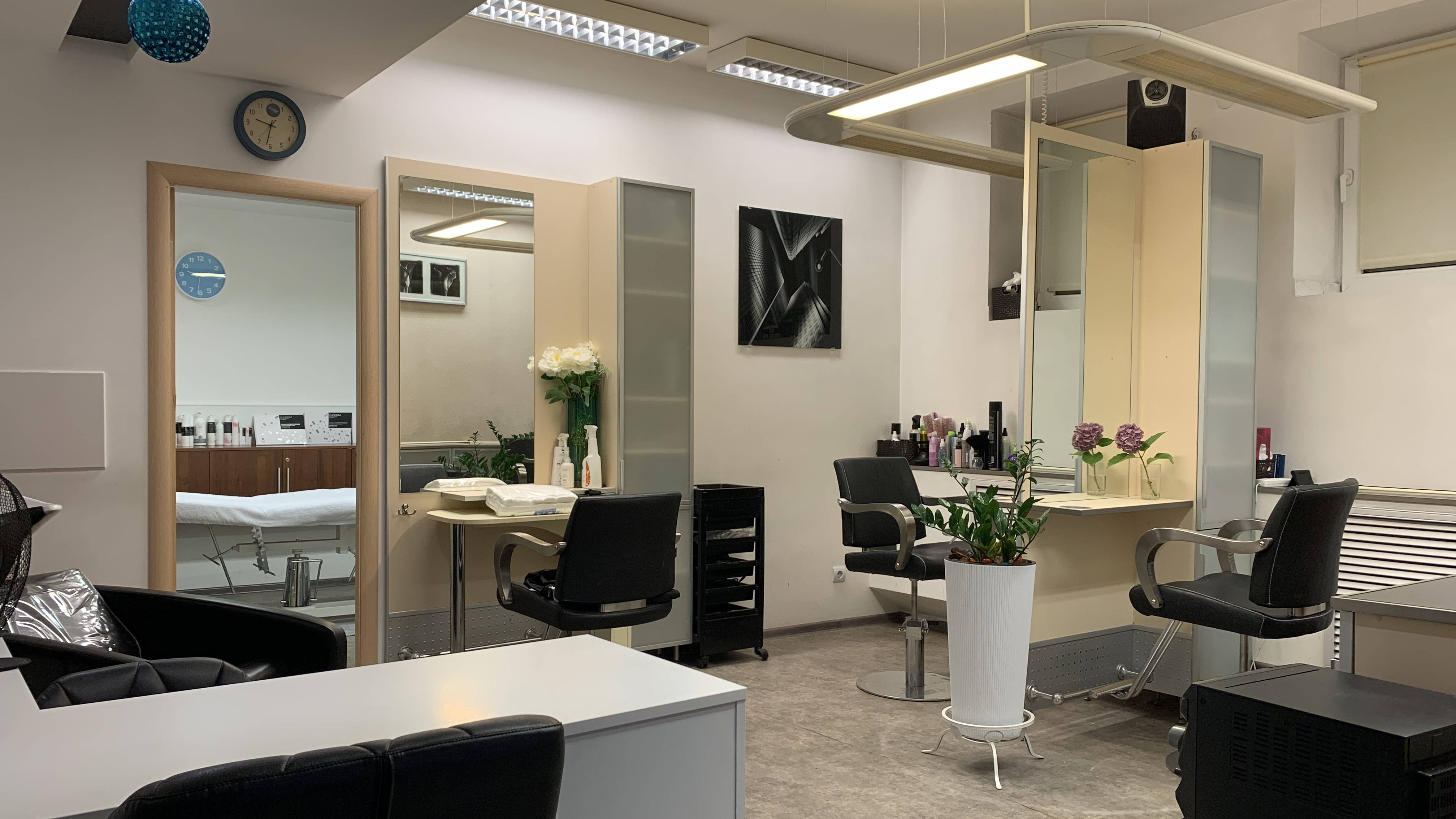 Продажа Торговое помещение 67.3 м² J16355 ул Чекистов Калининград