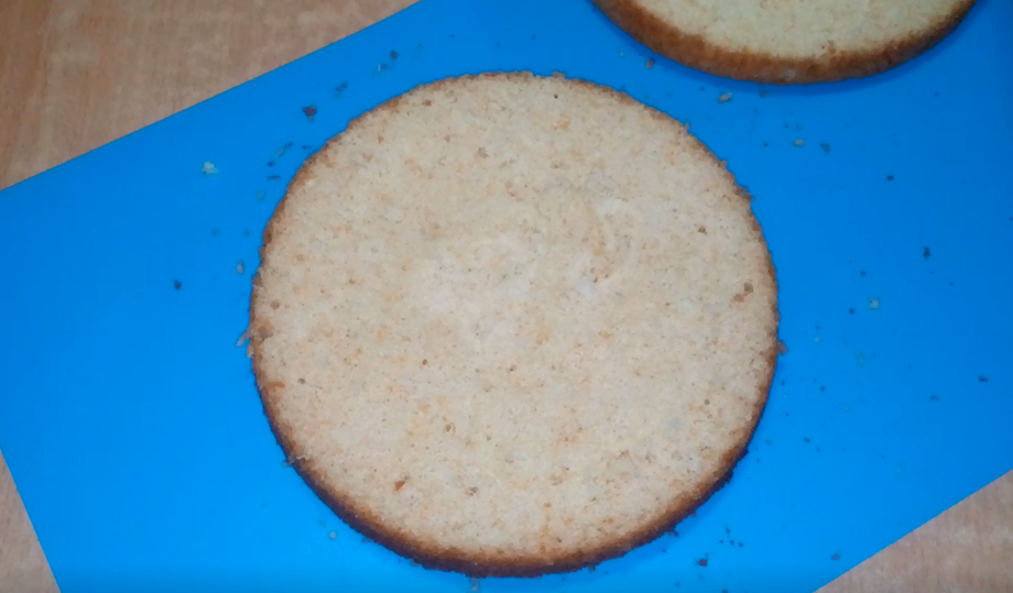 Нежный и вкусный Американский бисквит на молоке и масле