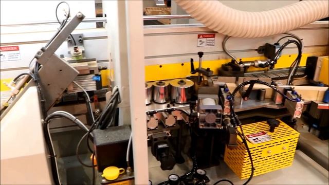 Кромкооблицовочный станок VELBERG MC365J-RP