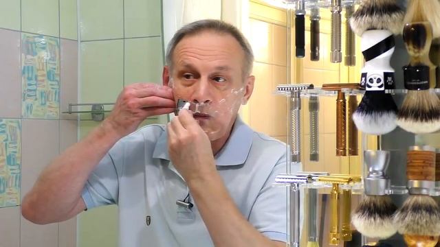 Vintage Gem Micromatic, Yaqi 22мм Sagrada Familia,  RazoRock Unlabeled