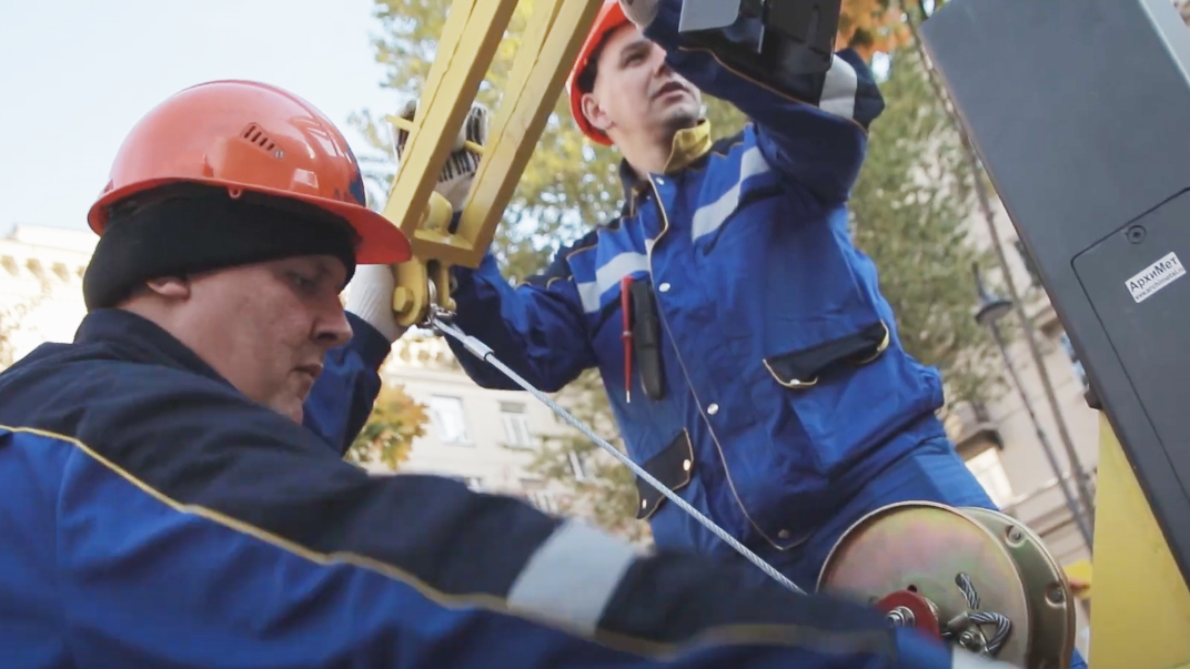 Командная работа. Профессия электромонтер.