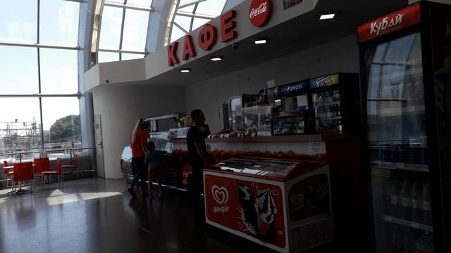 ПОЕЗД СПБ - СУХУМ. Большая остановка РОСТОВ-НА-ДОНУ.