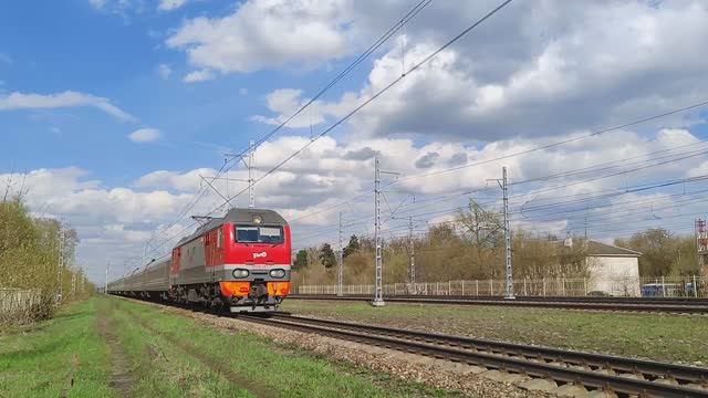 Электровоз ЭП2К-391 с Пассажирским поездом