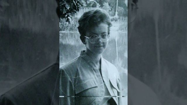 есть только миг- между прошлым и будущим