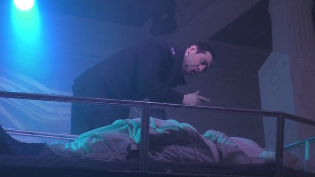 Опера-променад "Пиковая Дама" на Яузе 21.05.2022 – Сцена у гроба графини. Германн - Петр Налич