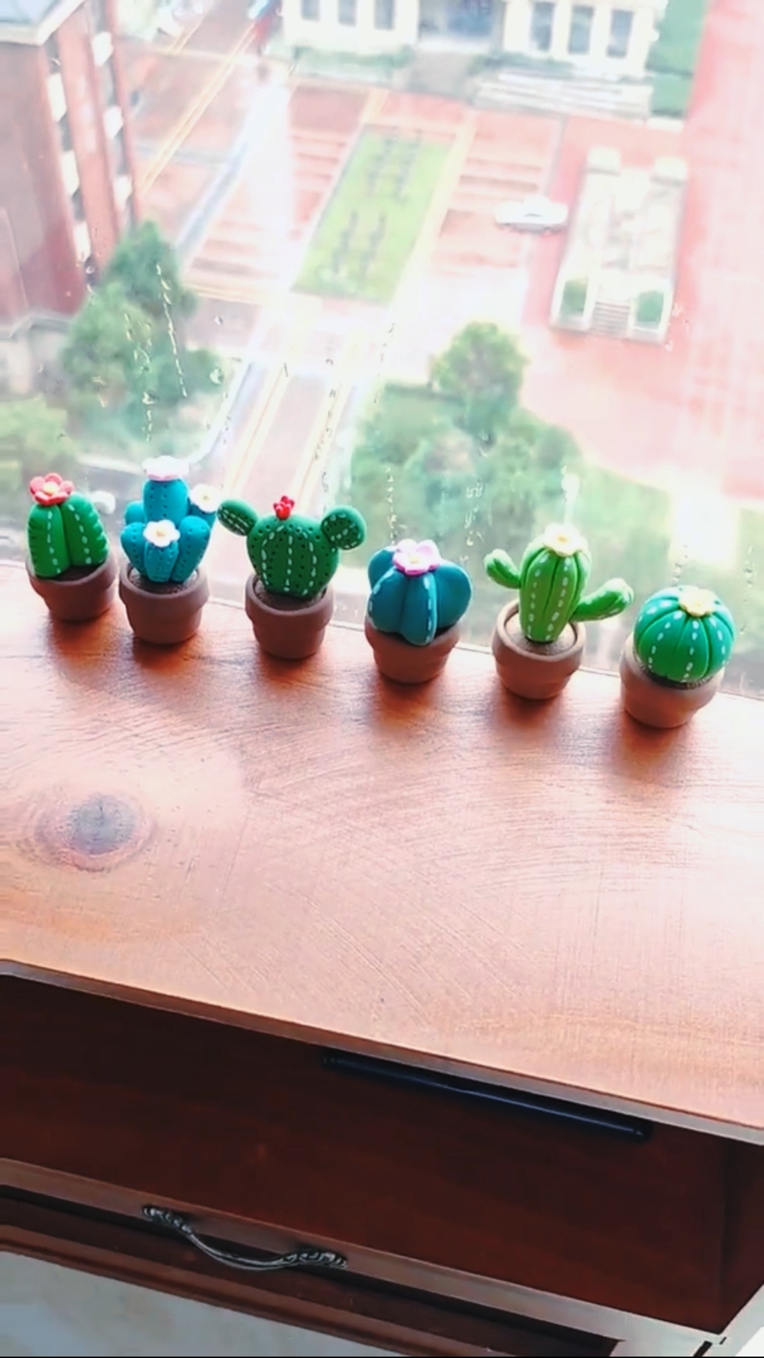 Простой способ слепить кактус из пластилина