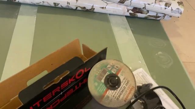 Распаковка и пару слов о ушм интерскол 125/700 - отзыв