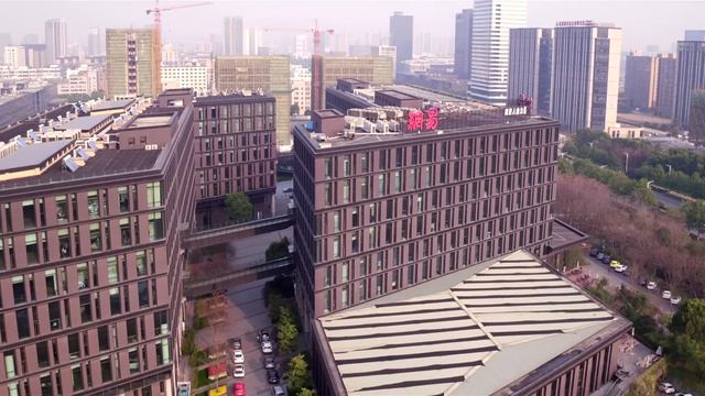 Если Париж не радует 1 сезон 9 серия