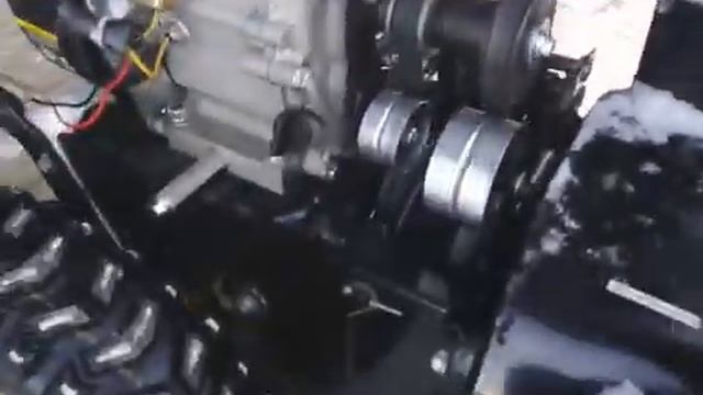 Натяжение ремня снегоуборщика Хутер 4100.mp4