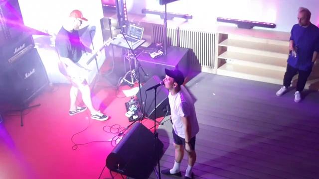 Группа Щенки. Открытие выставки Панк-культура. Король и шут. Винзавод 2023 г.