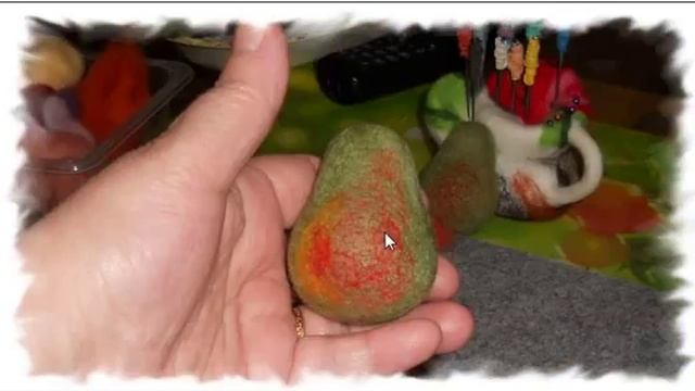 Новичкам о валянии. Сувенир с грушками.mp4