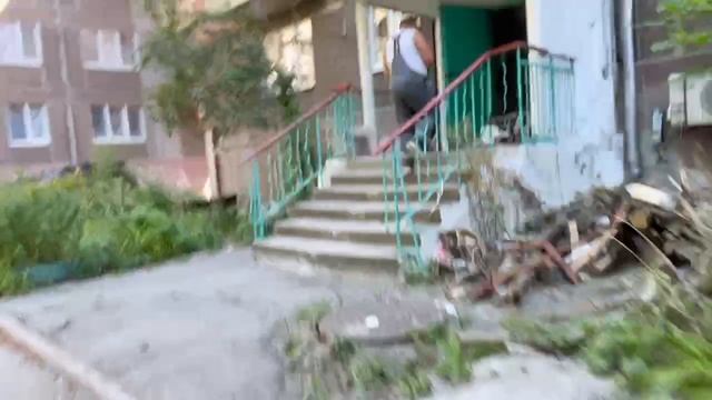 В Мариуполе ребята из Тулы срезают всю систему водоснабжения и ставят новую в каждом доме.8 авг 2022