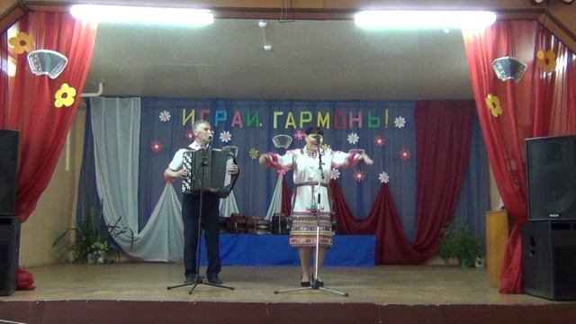 Луганяса келунясь Геннадий и Мария Уткины