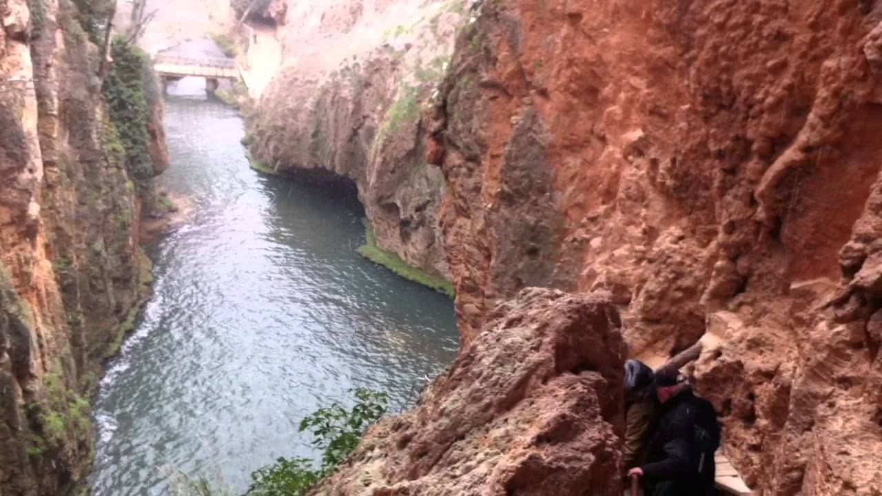 Водопад из Monasterio de Piedra