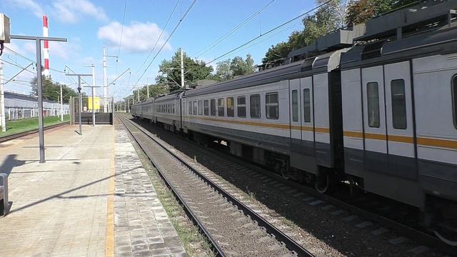 Электропоезд ЭД4М-0483 (ЦППК) скорый пригородный поезд "Экспресс" №7192 Москва - Куровская.