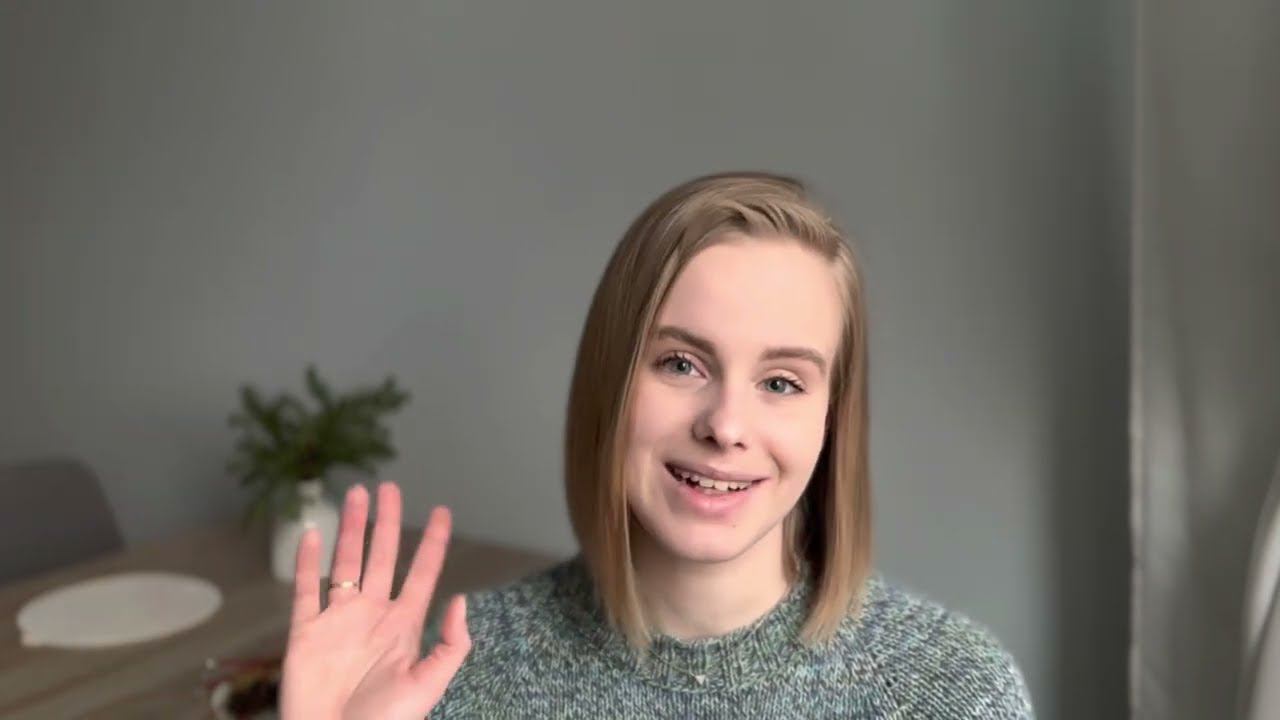 Джемпер готов! Носки из остатков и немного вышивки)