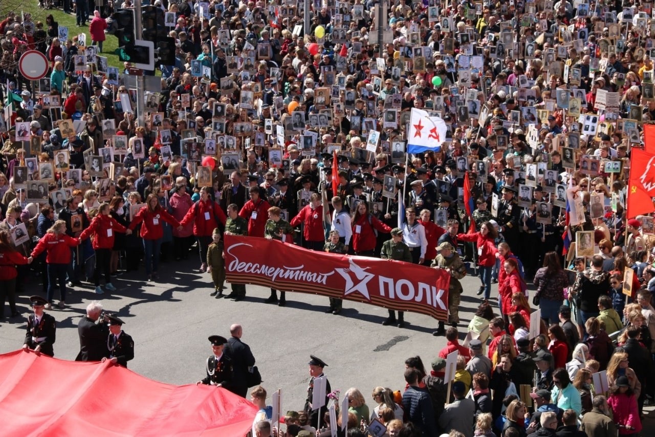 Сергей Захаренко "Бессмертный полк"  (музыка Сергея Захаренко, слова Ирины Скибиной)