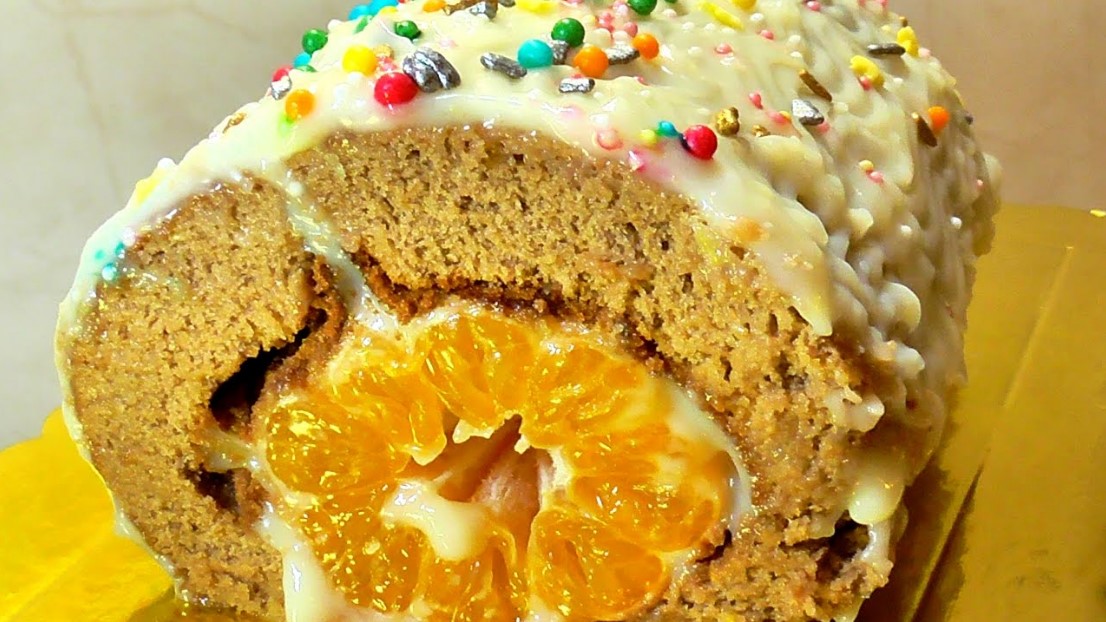 БИСКВИТНЫЙ РУЛЕТ С МАНДАРИНАМИ