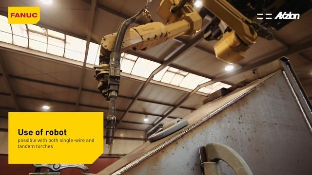 Сварка при помощи промышленного робота FANUC ARC Mate 120iC_12L.mp4