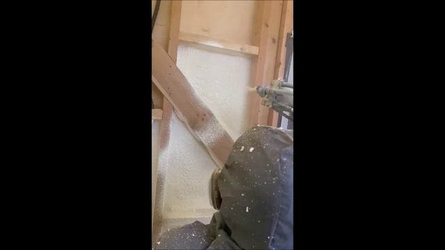 Оборудование для ппу ДУГА®: утепление деревянных домов пенополиуретаном