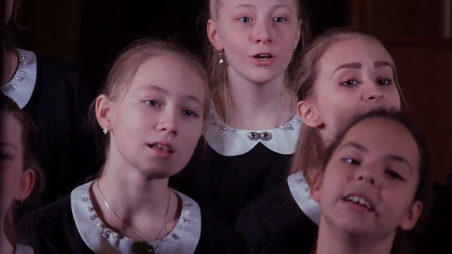 С.Смольянинов "ЛИСТОПАД", аранж.Л.Гайда и Е.Пунгера. Хор "Классика" г.Киров (2016)