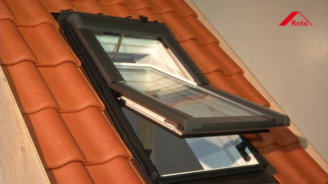 Электрическое средне-поворотное окно Roto WDT R6