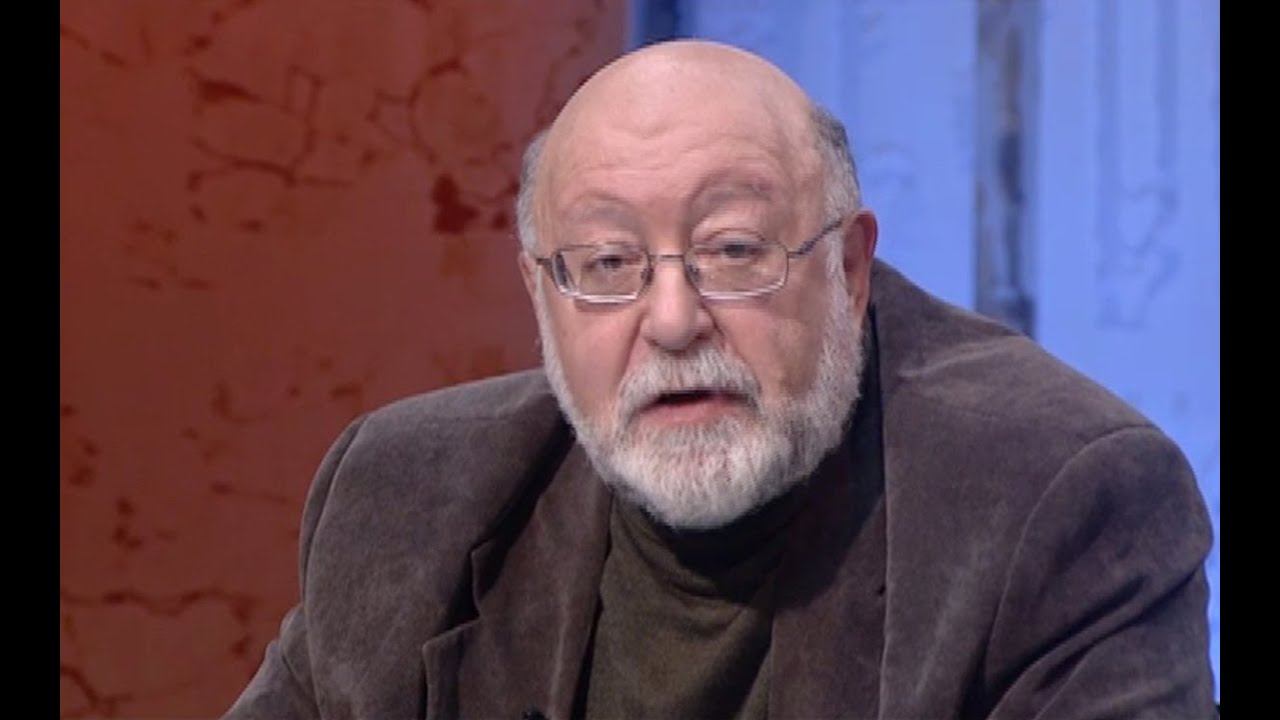 Кто разложил армию?