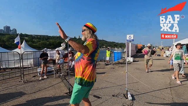 Видеоселфи от Евгения на рок фестивале Баржа.mp4