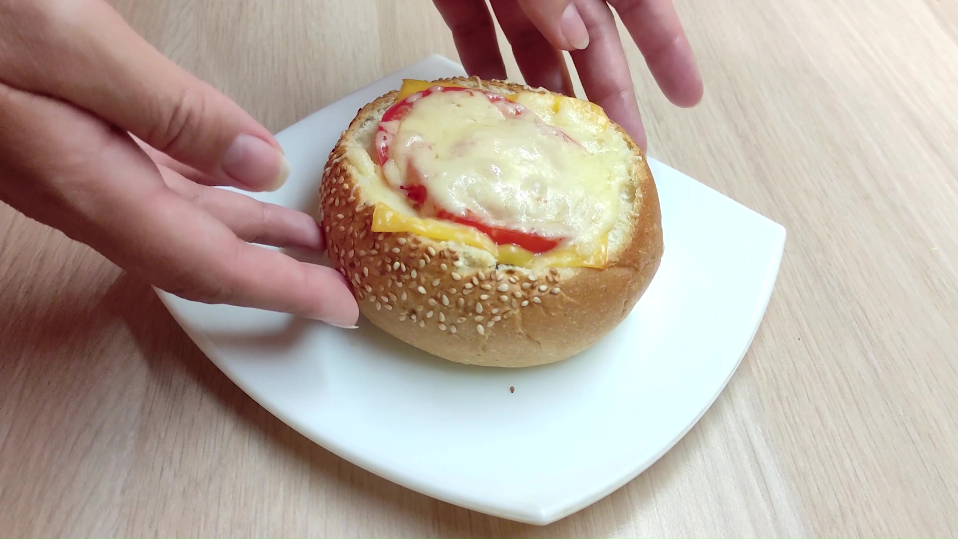 Яйбургеры с курицей — попробуйте приготовить и удивитесь какое это вкусное блюдо!