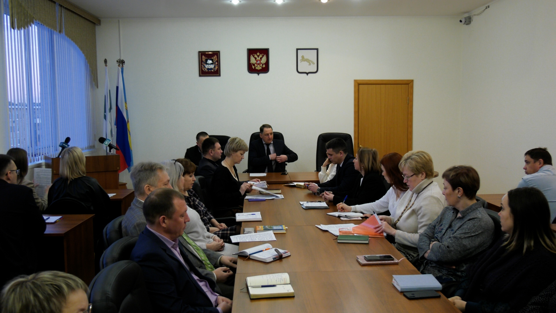 Каждый вопрос – на контроле. В Администрации обсудили работу с обращениями жителей в 2022 году