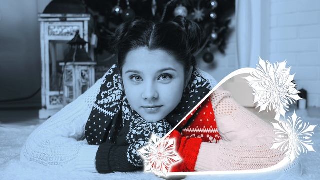 Веер со снежинками на Новый год.