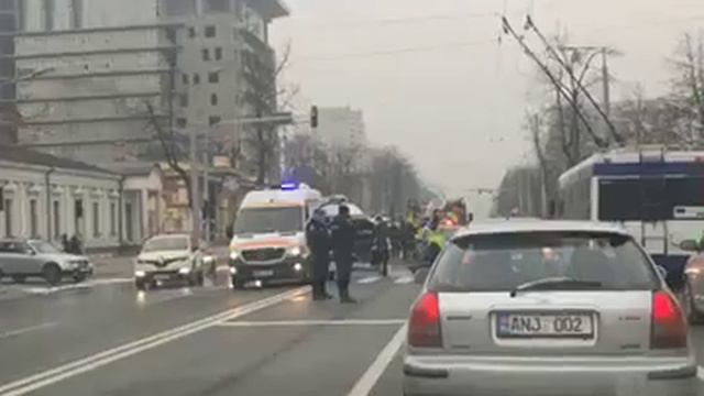 На Штефана. В пробке. 27.11.2020г..mp4