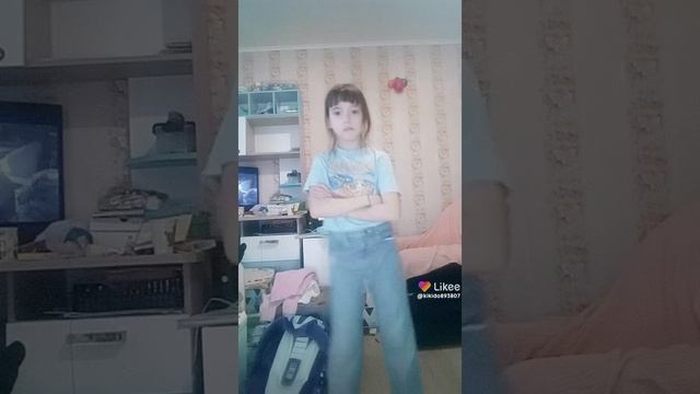 Like_7195159205837614921.mp4