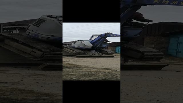 Как то так и ни как иначе ✌️