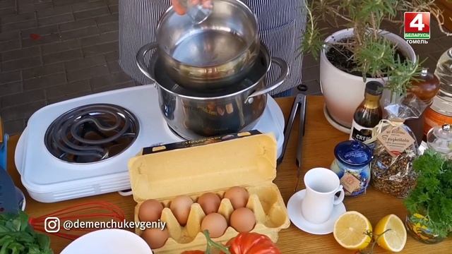 Простые рецепты_ яйца Бенедикт к завтраку.