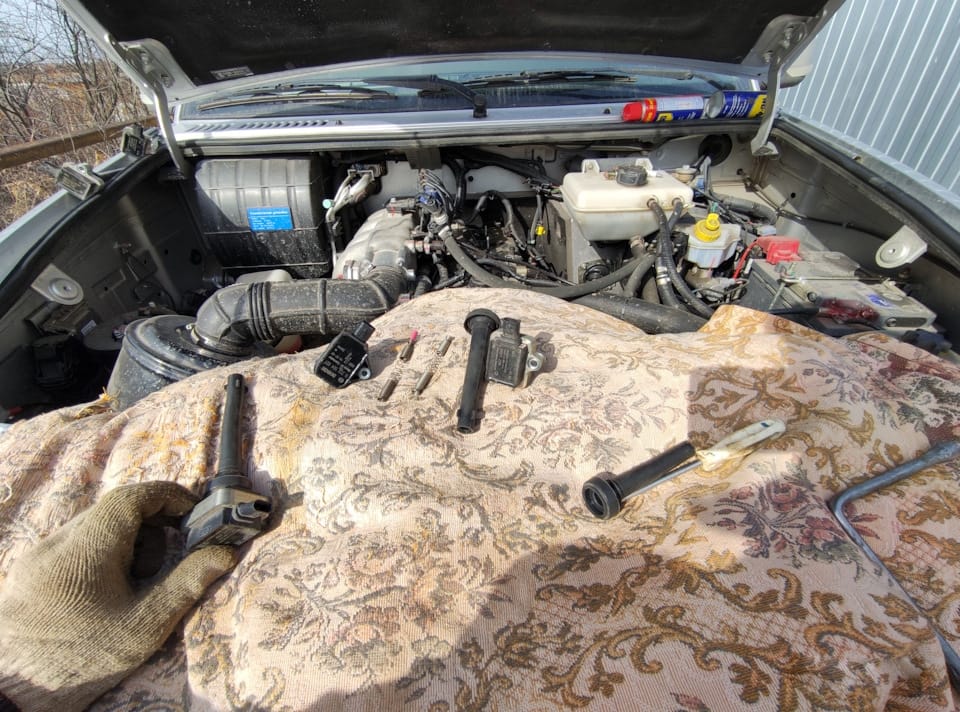 Что на заводе льют в мотор?! ТО Патриота своими руками!