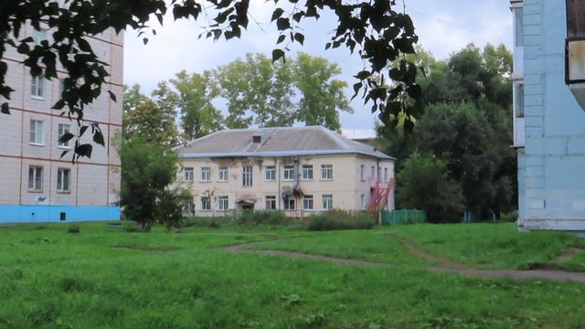 MVI_9398У детского сада в Кировском р-оне Кемерово