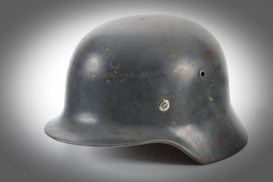 4) Каска. Эксперимент с шпаклёвкой.