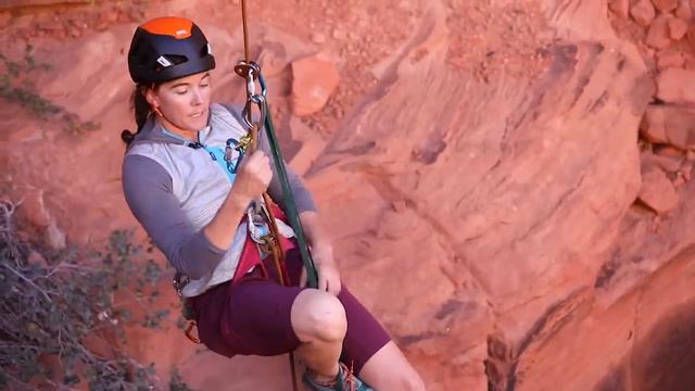 Подъём на двух прусиках на карабине без спускового, и с разными спусковыми