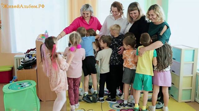 Оживающее фото в детском саду. Пожелание от воспитателей
