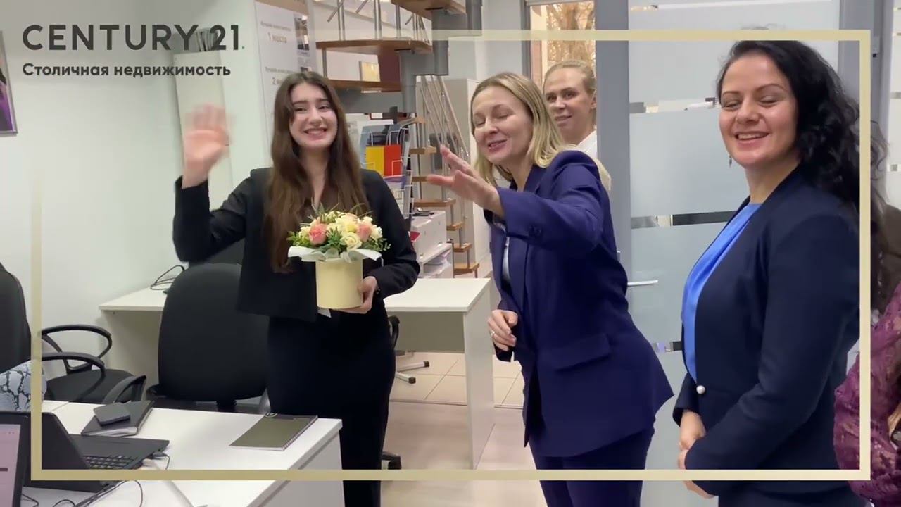 сегодня мы поздравили нашу коллегу Шаймаханум Нурмагомедову с днем рождения