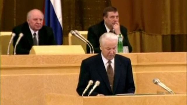 Первое послание Федеральному собранию Ельцина и Путина (1997, 2007).