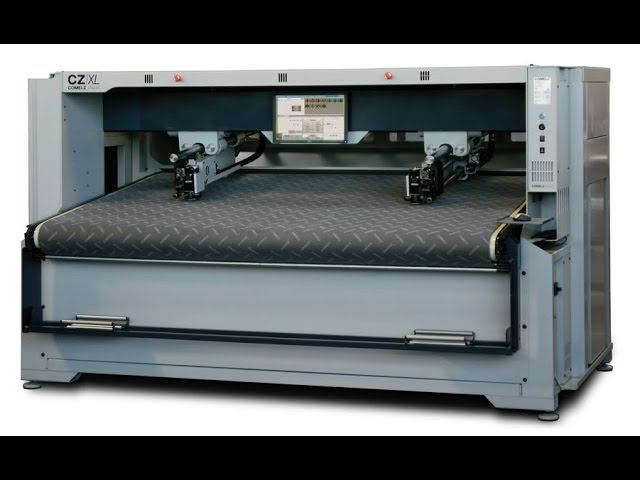 Раскройный комплекс Comelz CZ XL и стол раскладки NT XL