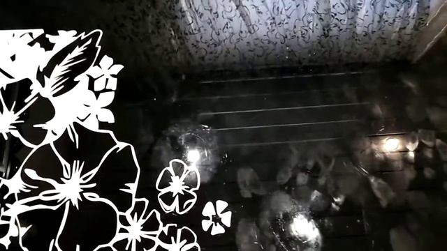 Как легко отмыть стеклянный стол