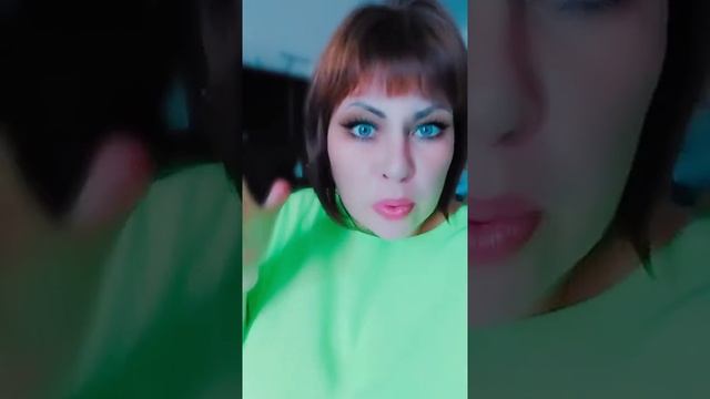 Беременеют все как рядом постоят