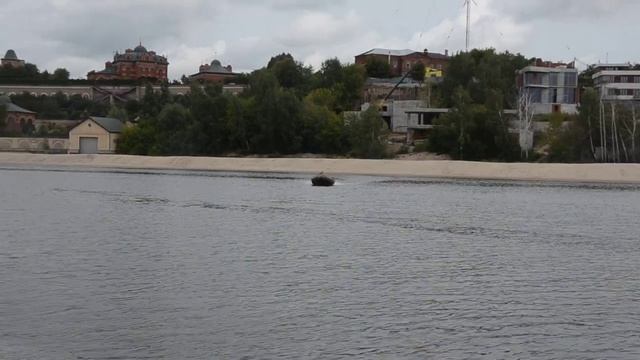 АЗИМУТ 365 тайфун Ямаха 15 2 такта.mp4